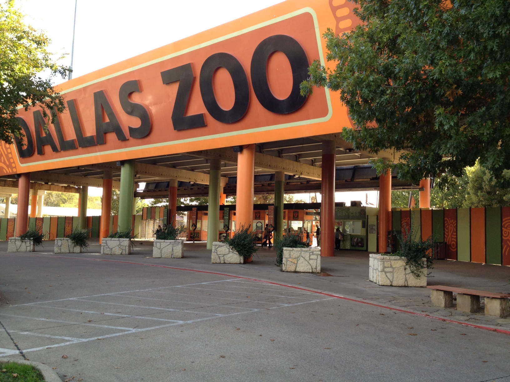 49 Must-Visit Zoos Across the Globe for Animal Lovers - Animals Around ...