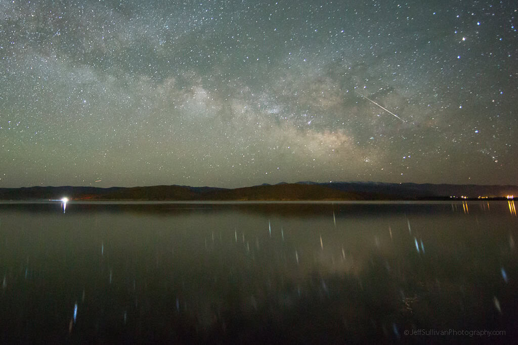 What NASA Saw Over Arizona During a Meteor Storm - Animals Around The Globe